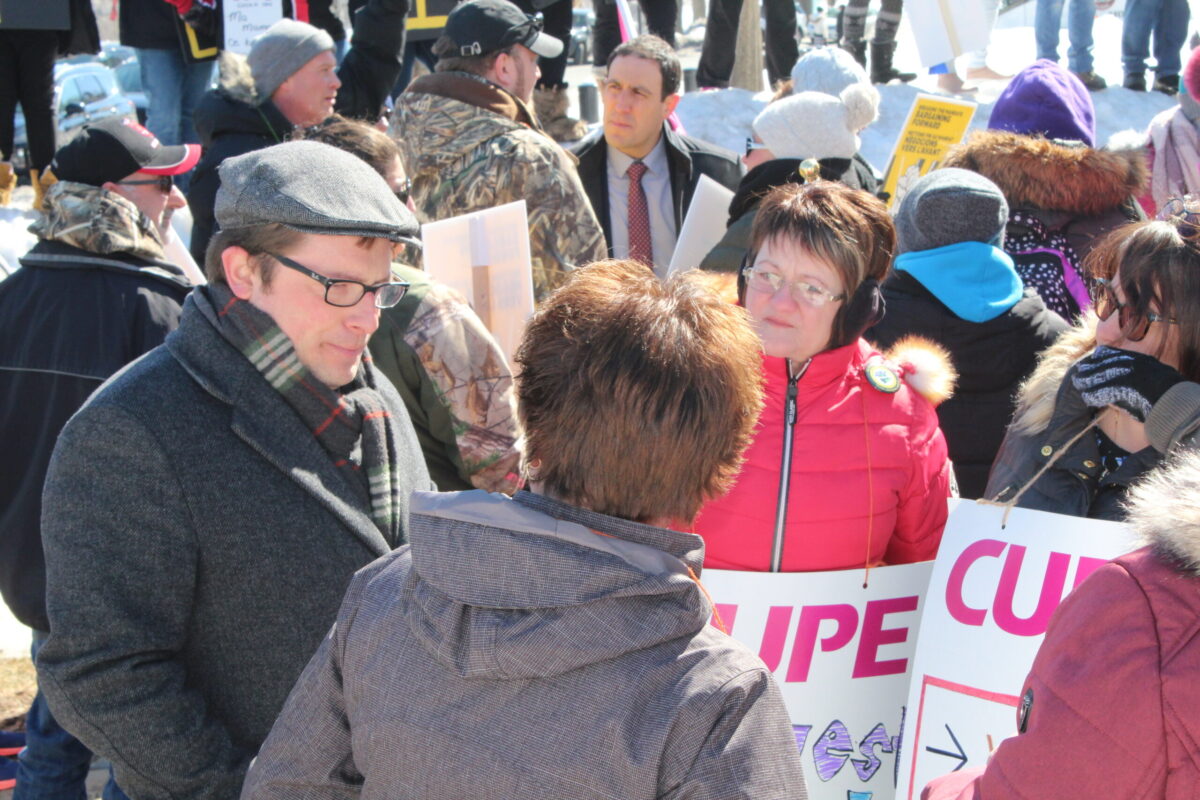 Green MLA tables legislation to ban the use of replacement workers ...
